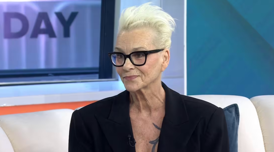 Susan Powter’s journey from ’90s fitness guru to Uber Eats driver – NBC ...